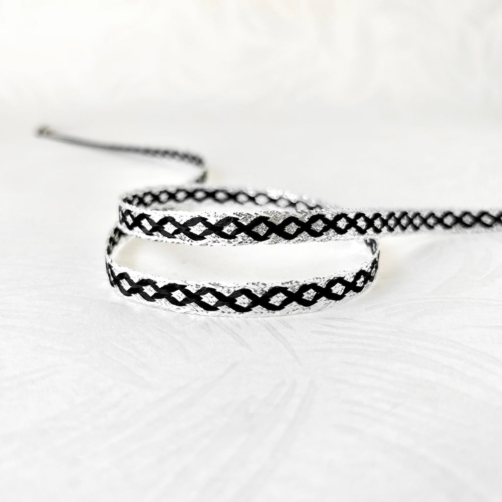 Metallic Silver Braid Rose Mille