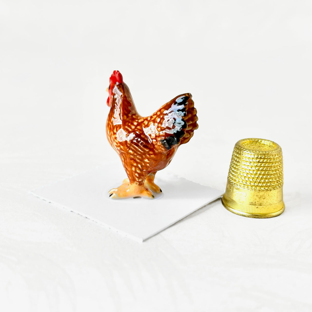Miniature Porcelain Red Hen – Rose Mille