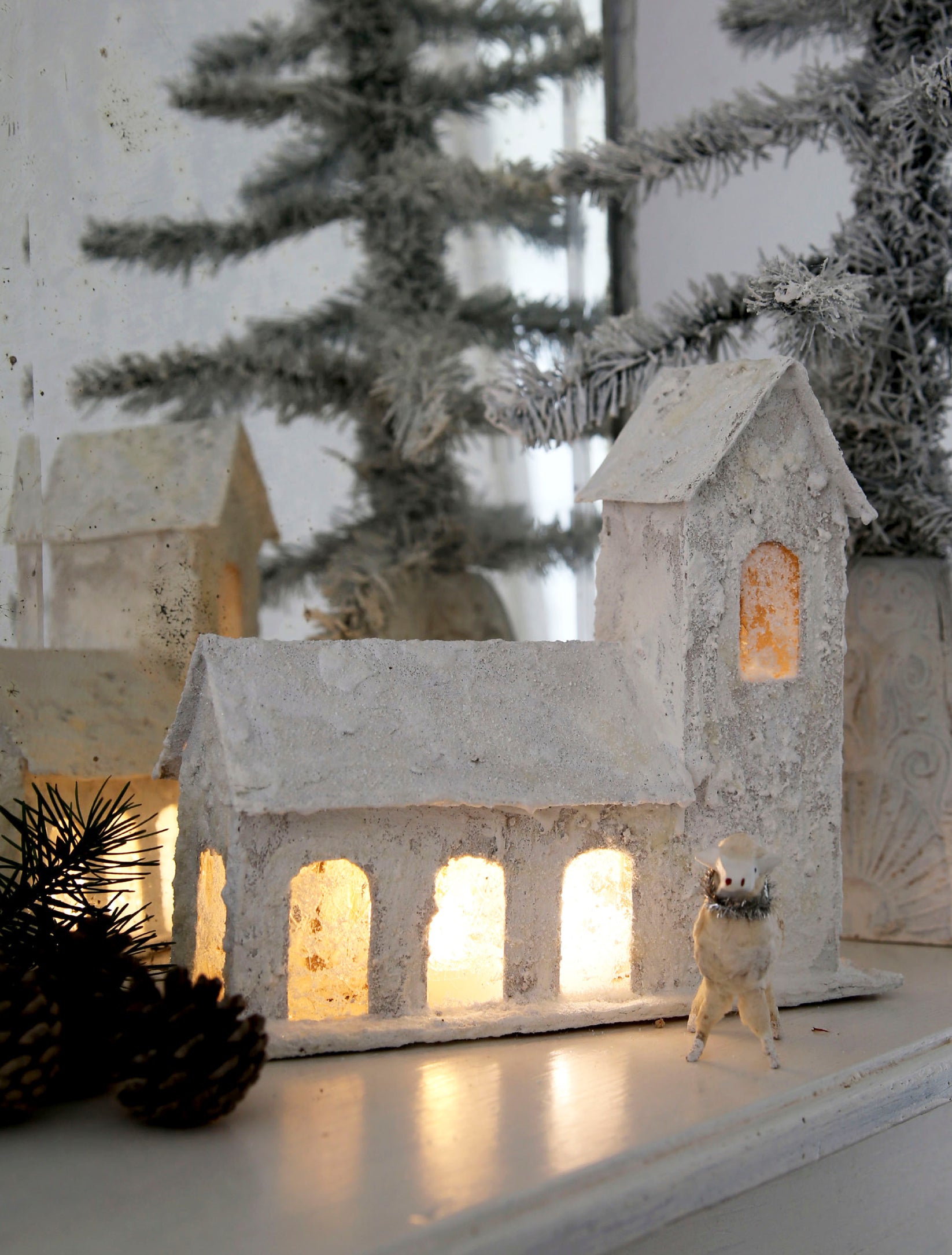 Creative Christmas Book with Anno 1808- by Jeanne d'Arc Living – Rose Mille