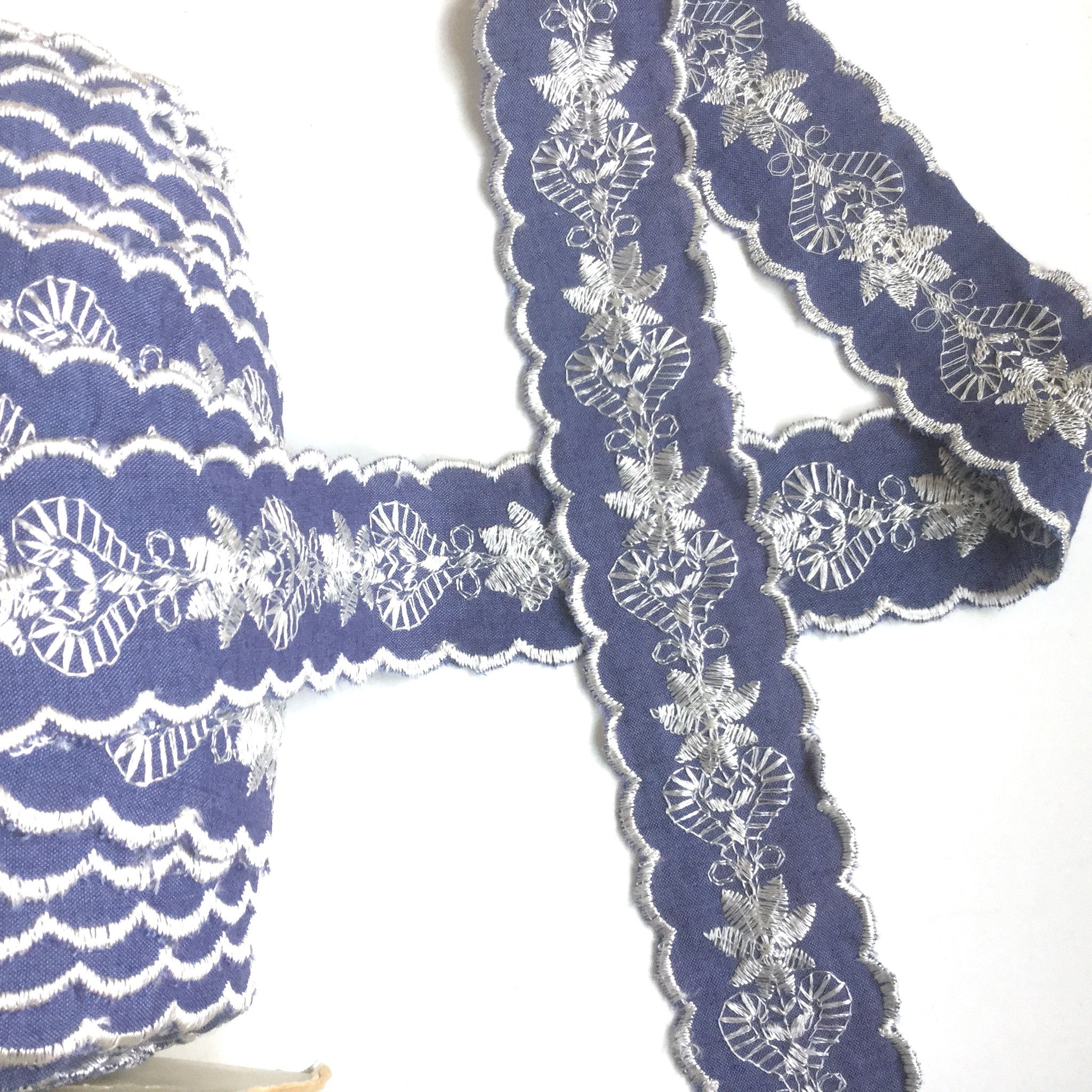 Embroidered Scalloped Linen Ribbon – Rose Mille