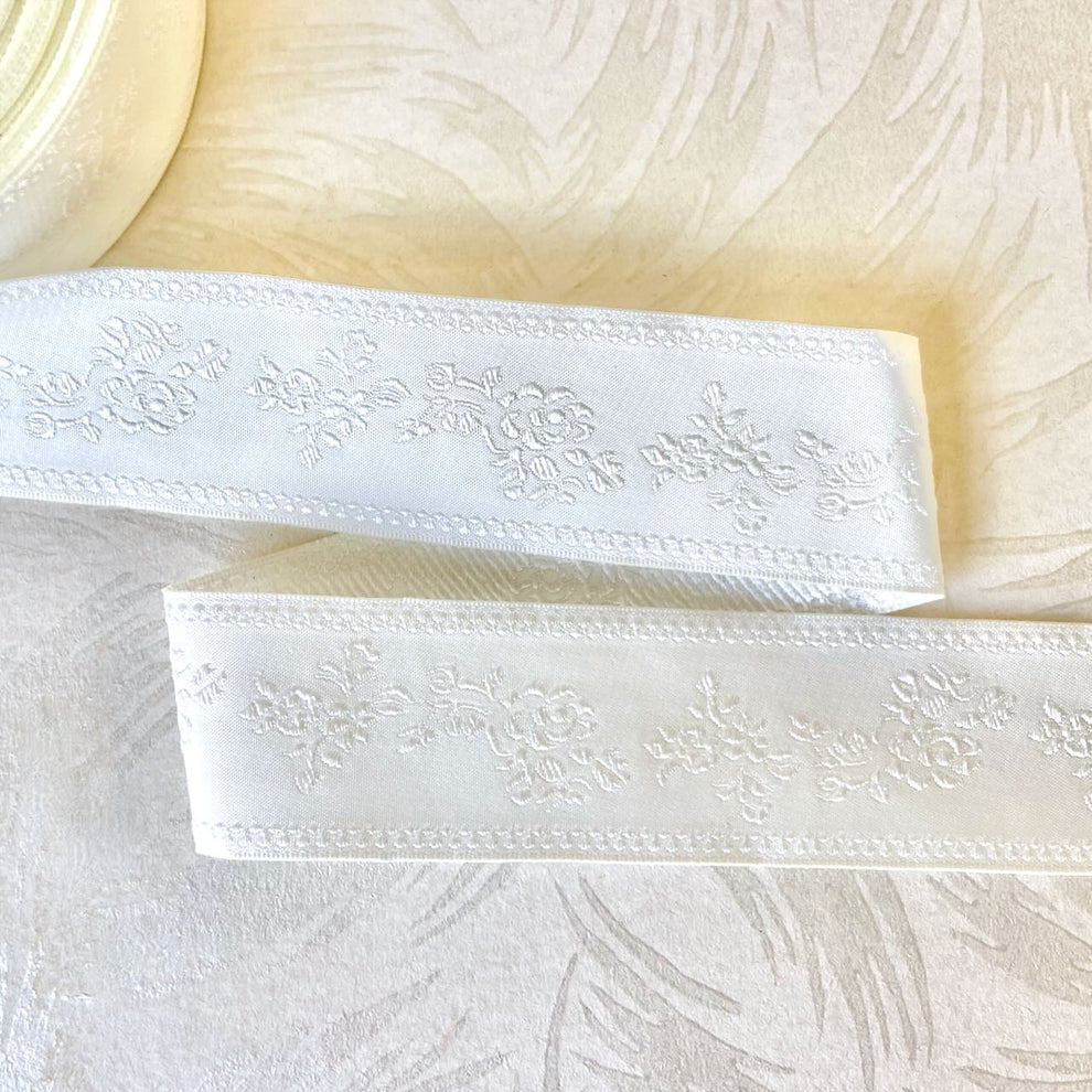 Tonal Floral Jacquard – Rose Mille